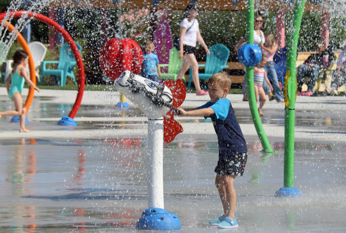 Cowabunga Splash Park – Largest Spray Park for Kids in the US | Davis ...