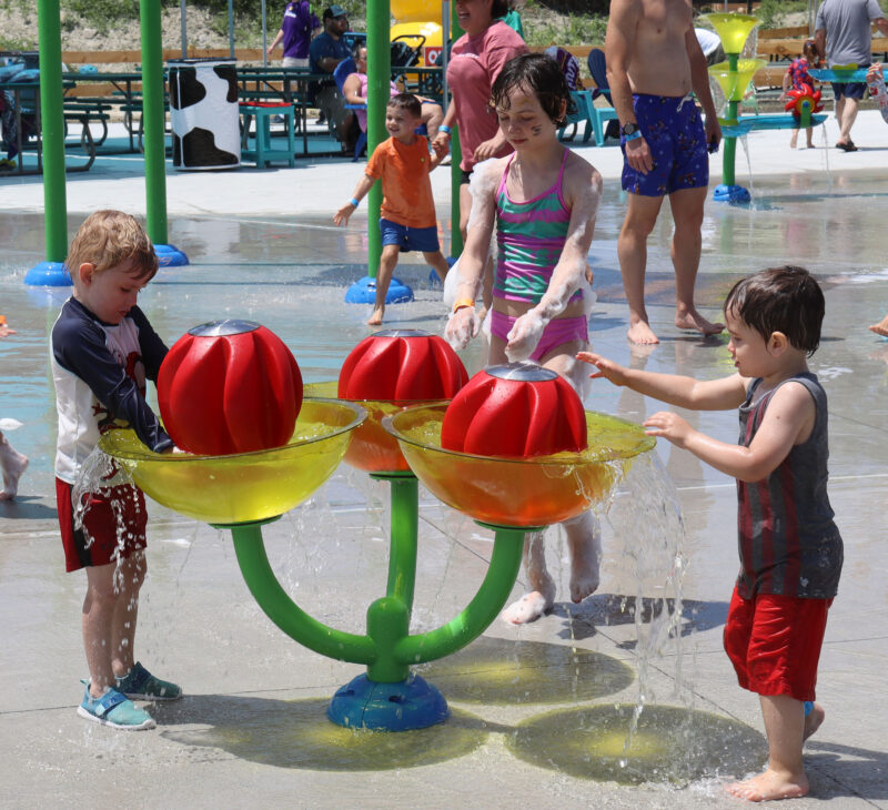 Cowabunga Splash Park – Largest Spray Park for Kids in the US | Davis ...